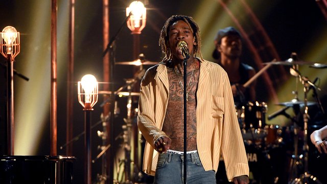 Watch Wiz Khalifa's Touching 'See You Again' Tribute Performance At The ...