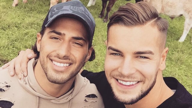 Love Island’s Chris & Kem Hit Number One With Debut Single ‘Little Bit ...