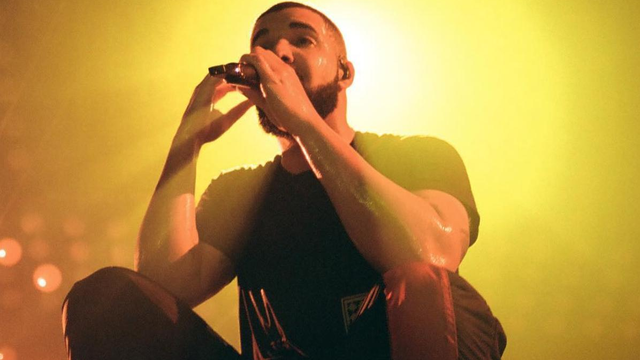 Drake Finally Responds To Meek Mill's Prison Sentence Live On Stage ...